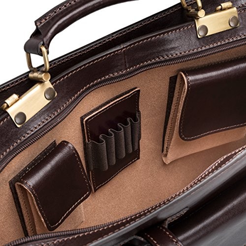 Briefcases and handbags for Lawyers, masters of elegance...